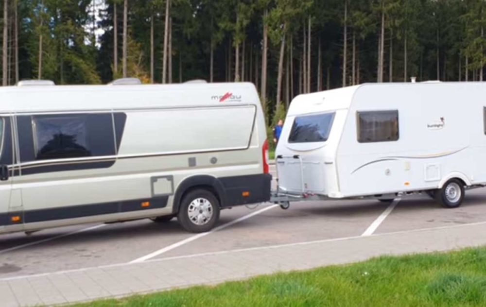 Wohnwagen Zugfahrzeuge und Gespannkombinationen